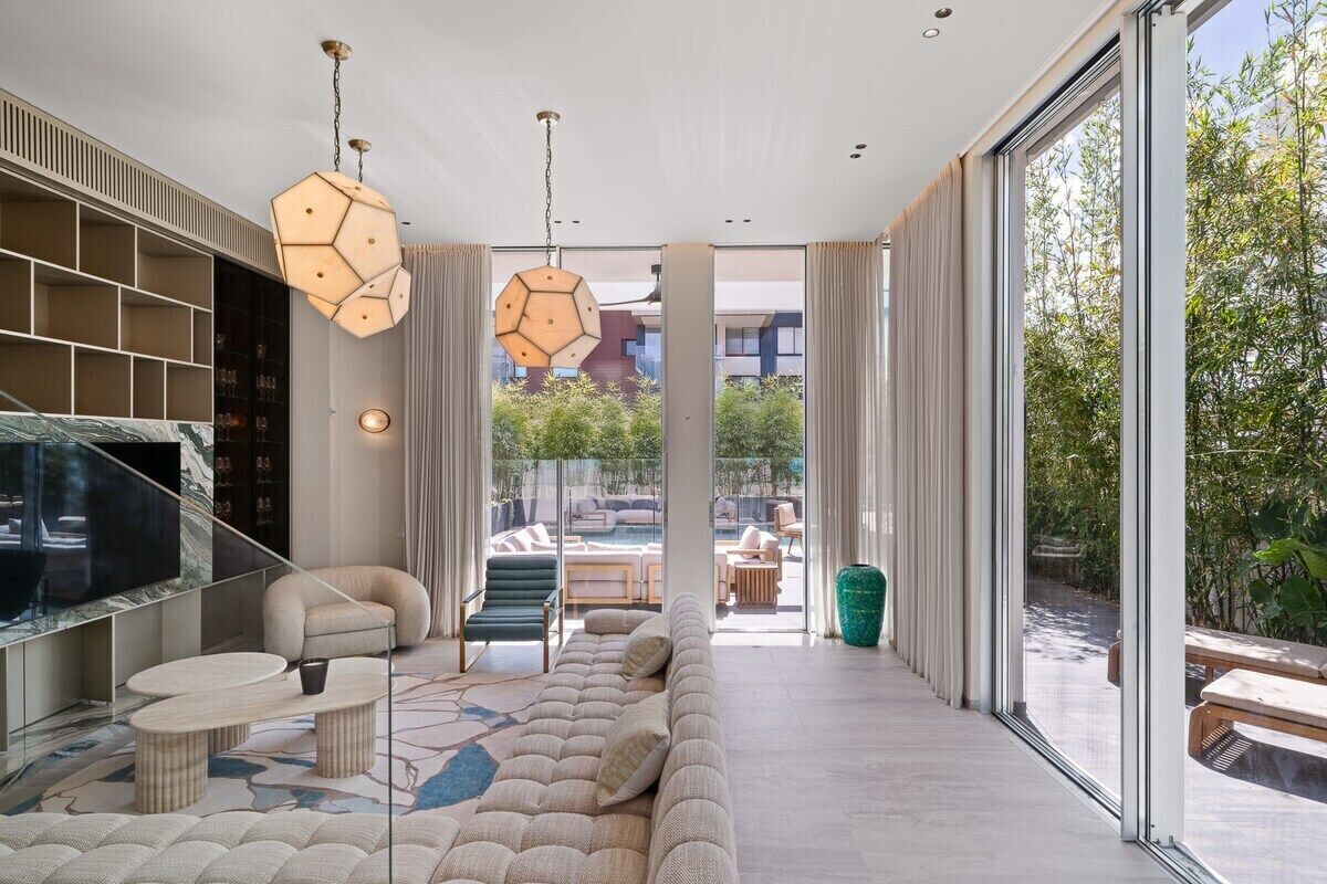 Top Luxury Villa With Pool - 7br - Israel