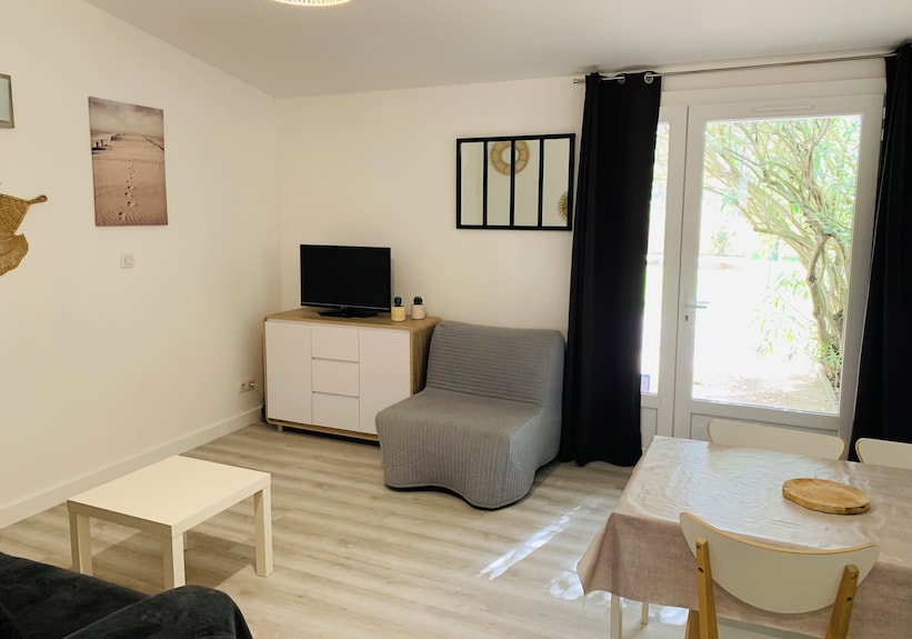 Maison De Vacance Dans Un Parc Privé Calme à Valras-plage - Portiragnes