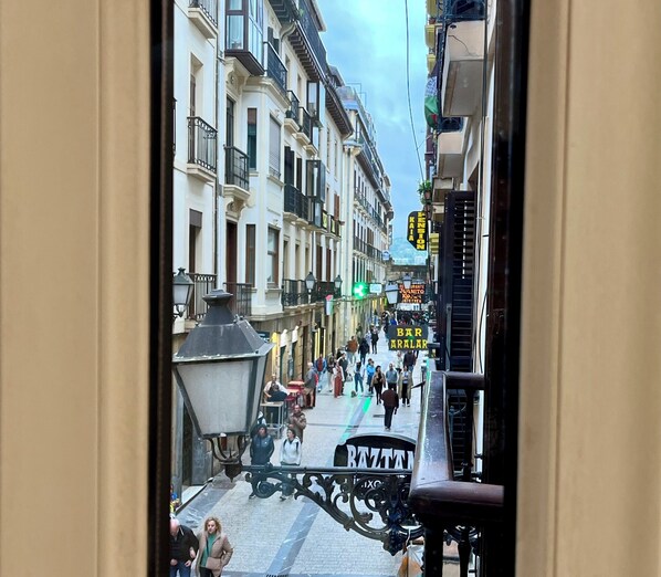 Quarto casal ou duplo econômico, vista para a cidade | Vista da propriedade