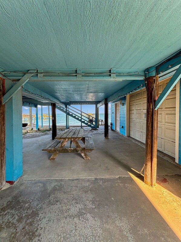 Copano Comfort, Bayfront with GREAT FALL RATES! Reviews, Deals & Photos ...