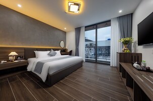 Quarto Duplo Deluxe, 1 cama king-size, vista para a montanha | Roupa de alta qualidade, secretária 