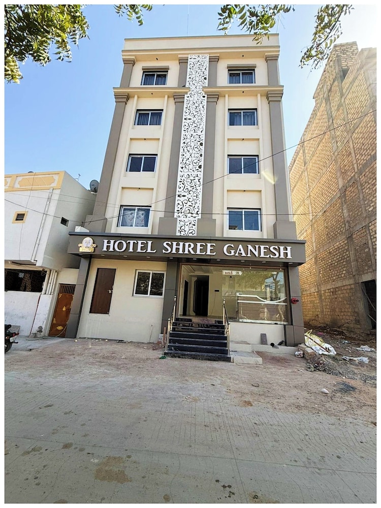 Hotel Shree Ganesh Dwarka - Dwarka