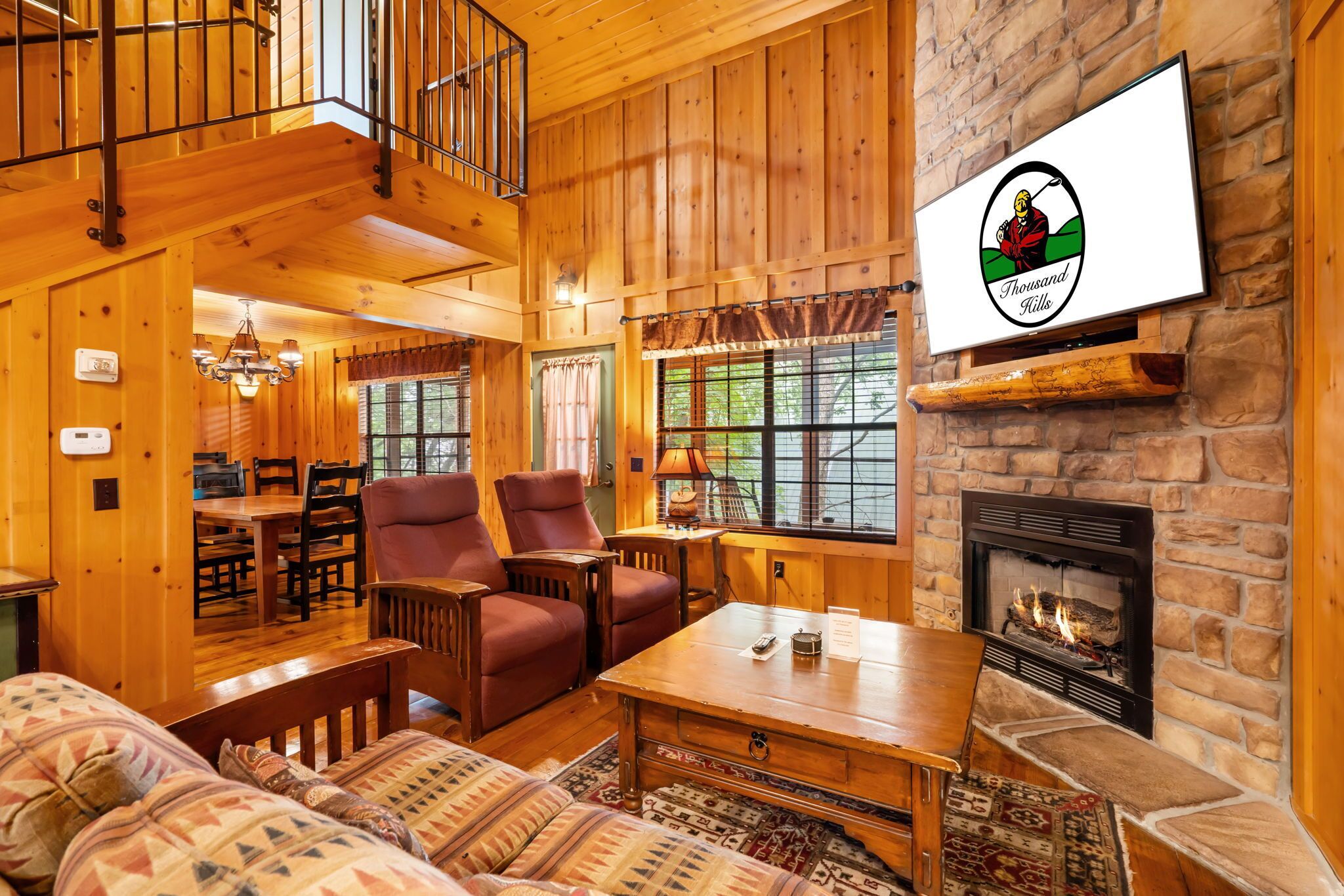 Branson Retreat | Handicap-accessible Cabin | Dog Friendly | Near Attractions - Branson, MO