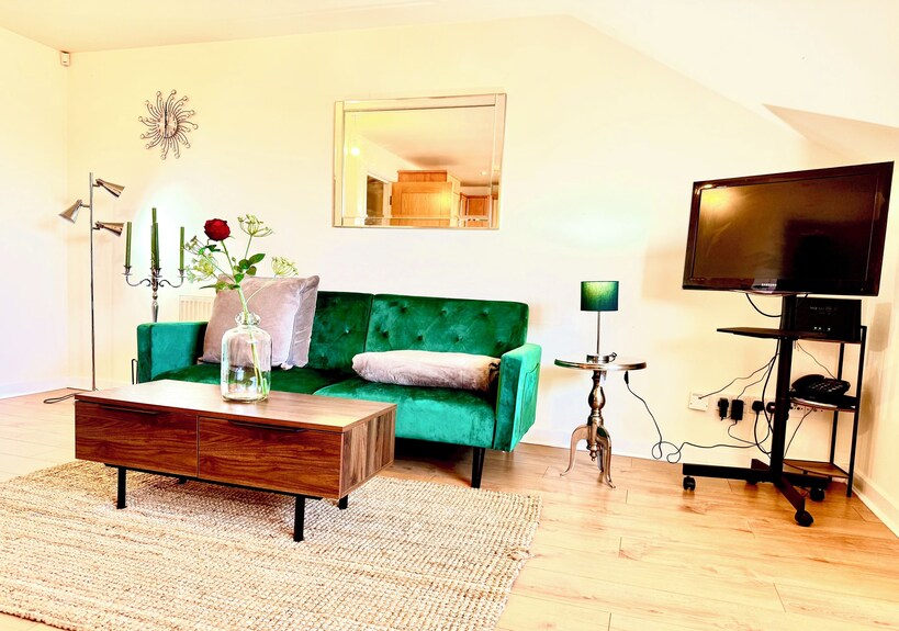 Apartment In Swinton With Free Parking Sleeps 4 - Rochdale