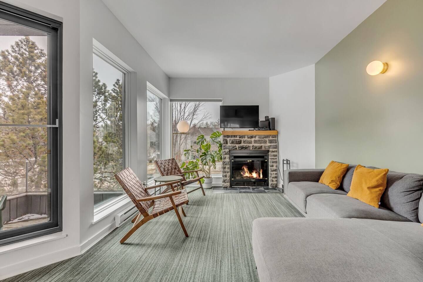 Initial | Hygge | Msa - Quebec