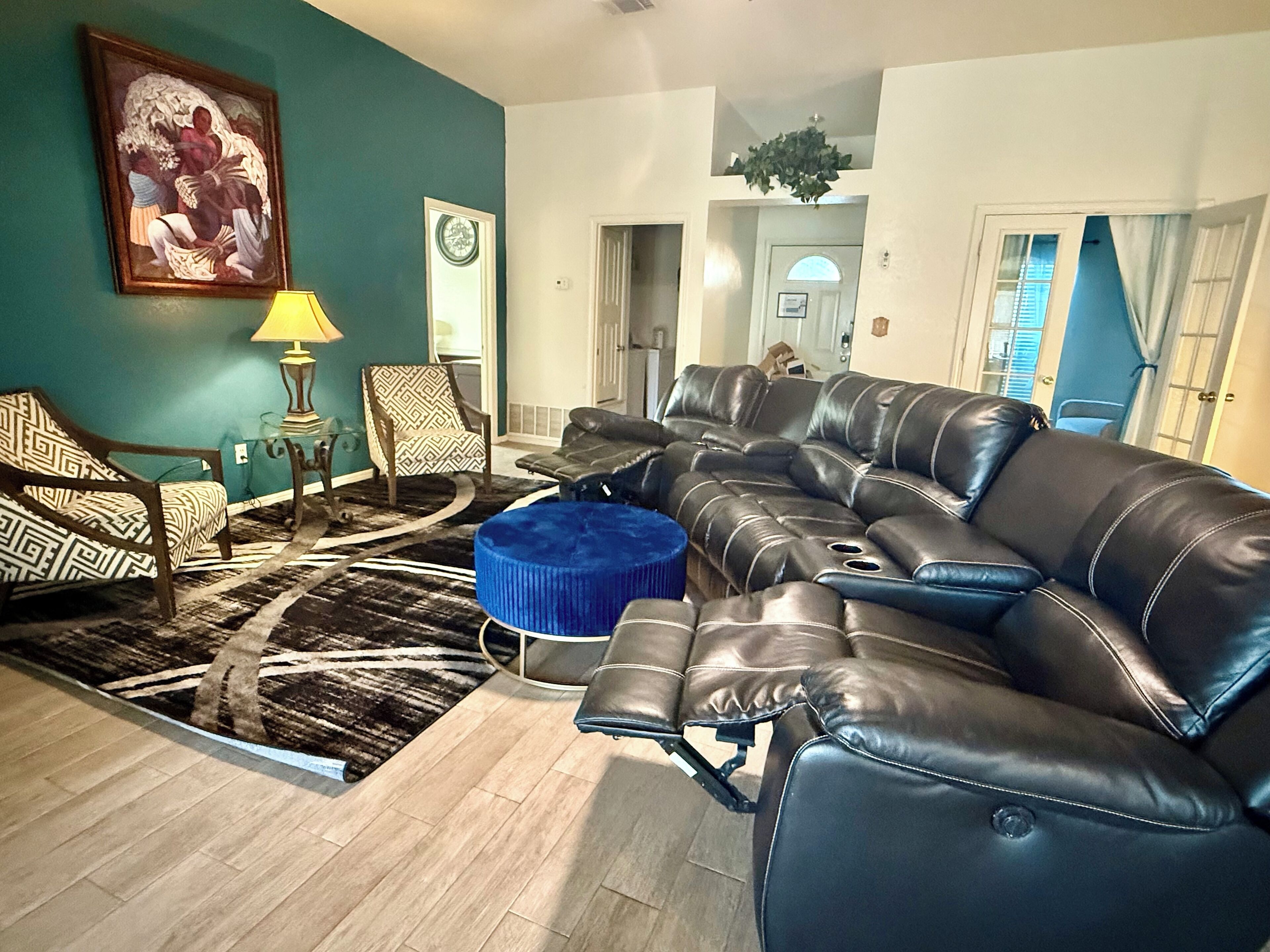 Casa Lava- 4-bedroom Pool House In Killeen - Killeen, TX