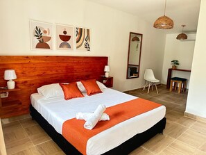 Camas Select Comfort, frigobar, cofres nos quartos, escrivaninha