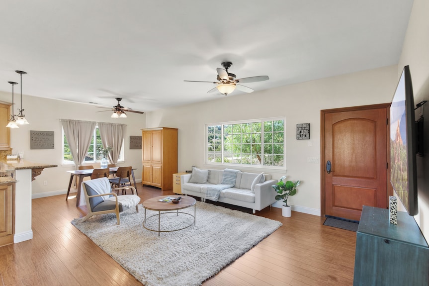 Peaceful 5 Acre Estate, Single Level 3-bed 2 Bath, Minutes To Old Town, Wineries - 特曼庫拉