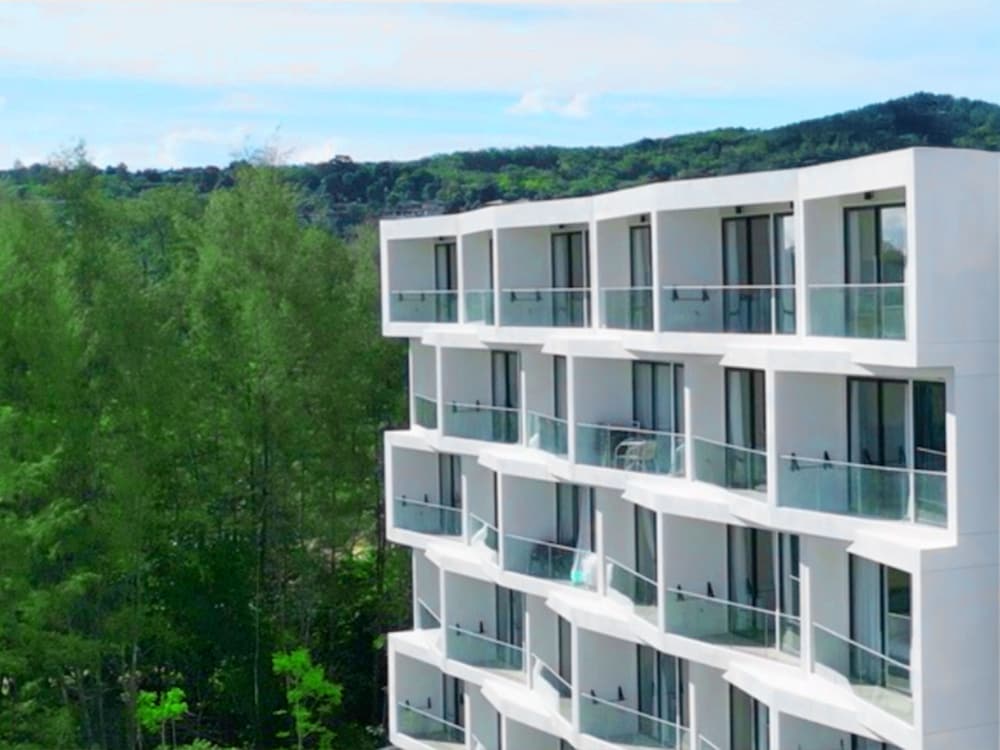 Laya Resort And Residences - Thalang District