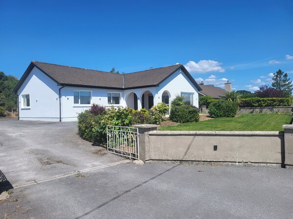 Foxes Rest - 4 Bedroom House - County Limerick