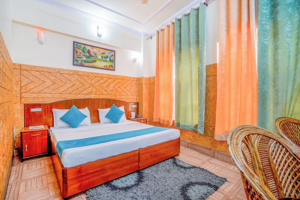Quarto luxo, vista para a montanha | Cofres nos quartos, ferros/tĂĄbuas de passar roupa