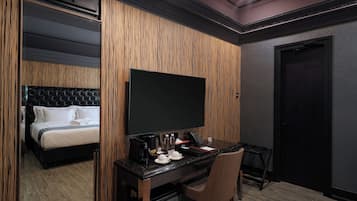 Quarto clássico, cozinha | Área de estar
