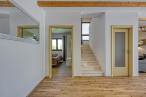 Vila família, vários quartos (Pool and Fun Villa Stella Klarici) | Parte interna