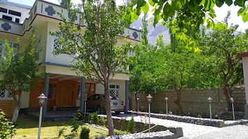 Fachada da propriedade