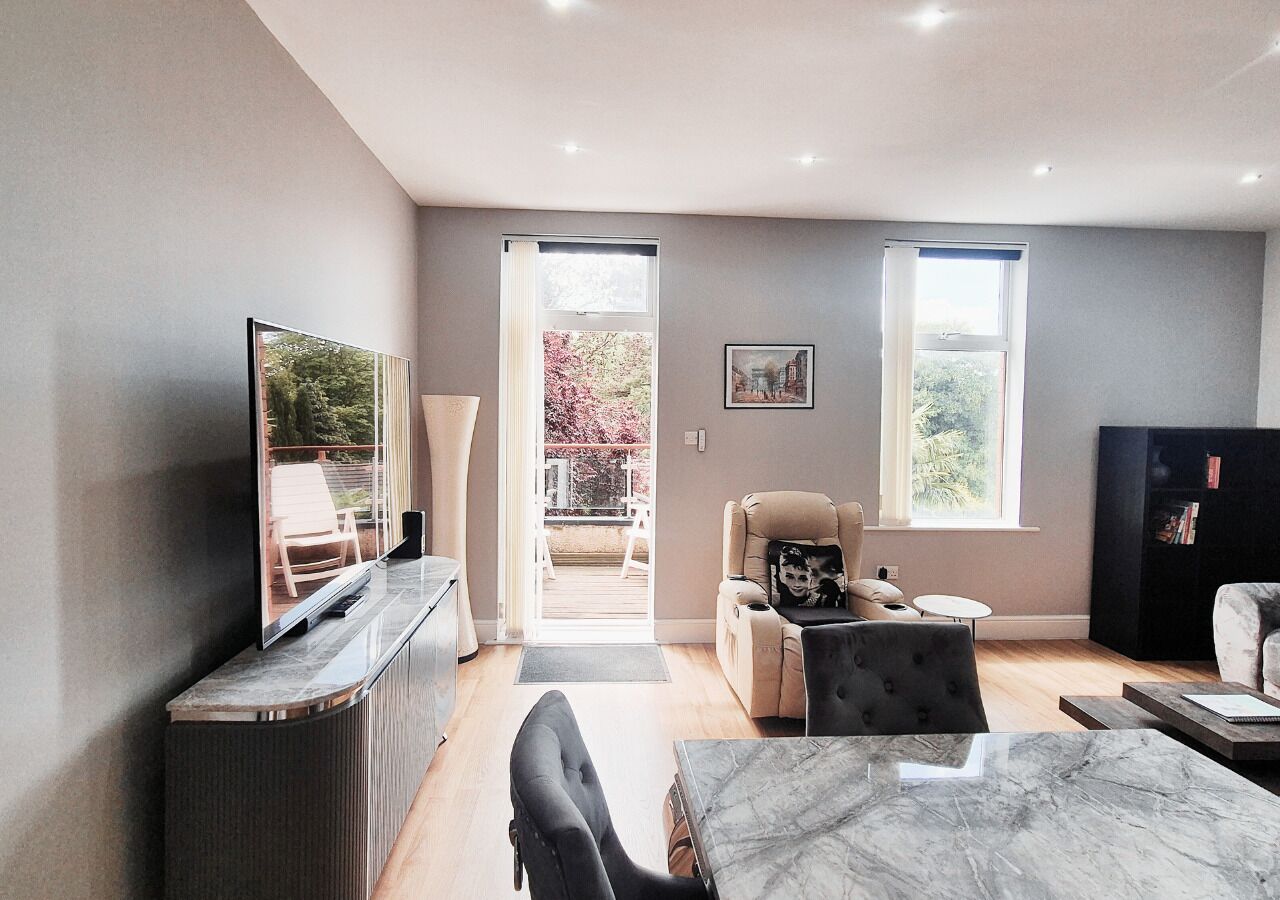 Stylish & Modern 2br Flat Nr Nottingham City Centre With Free Parking - Nottingham