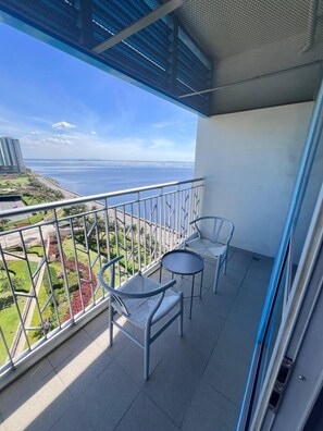 Apartamento Deluxe em Condomínio Fechado, 3 quartos, varanda, vista para o oceano | Wi-fi grátis 