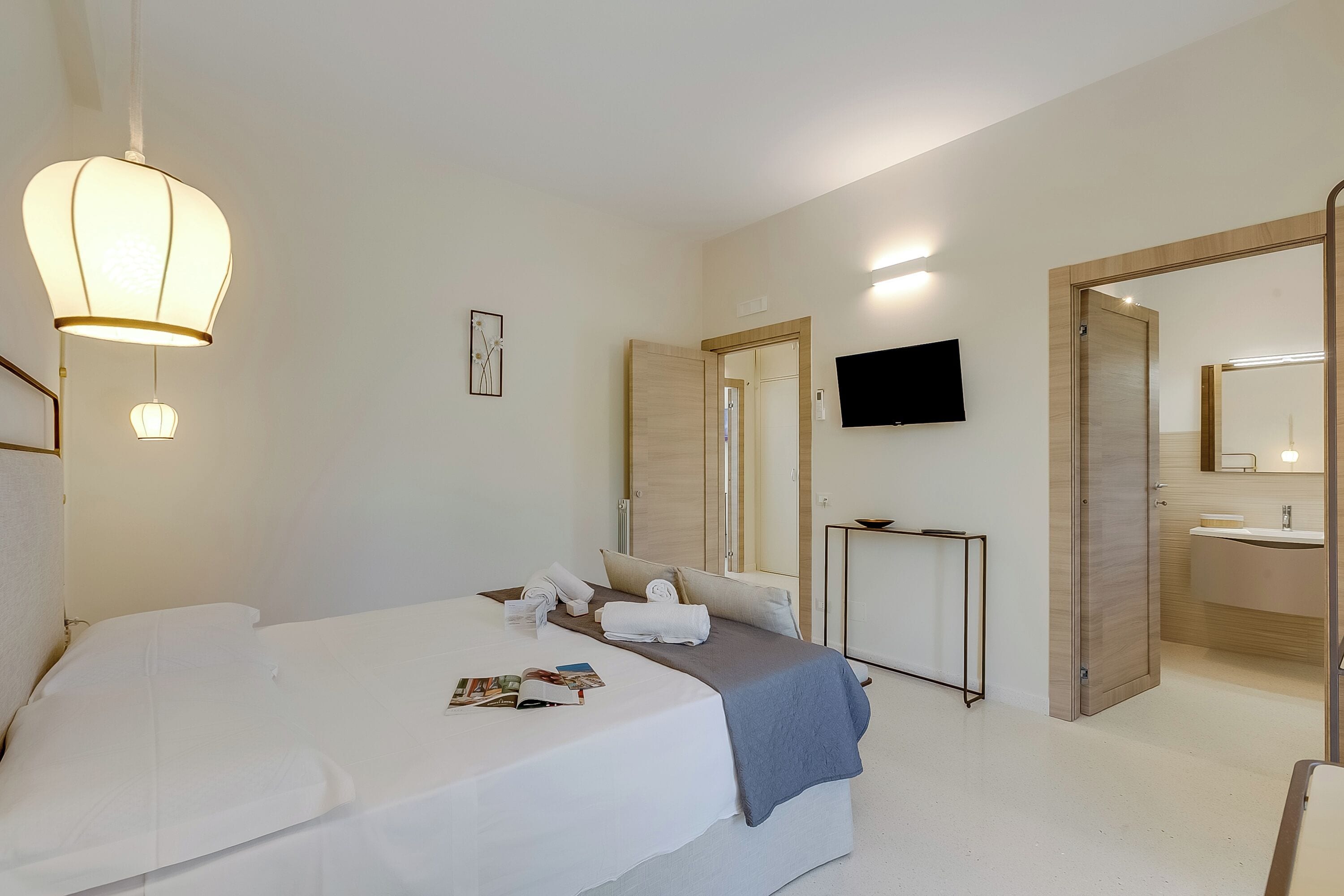 Villa Familiar, vários quartos (Villa Elysium With Pool And Garden) | 9 quartos, Wi-fi, roupa de cama fornecida 