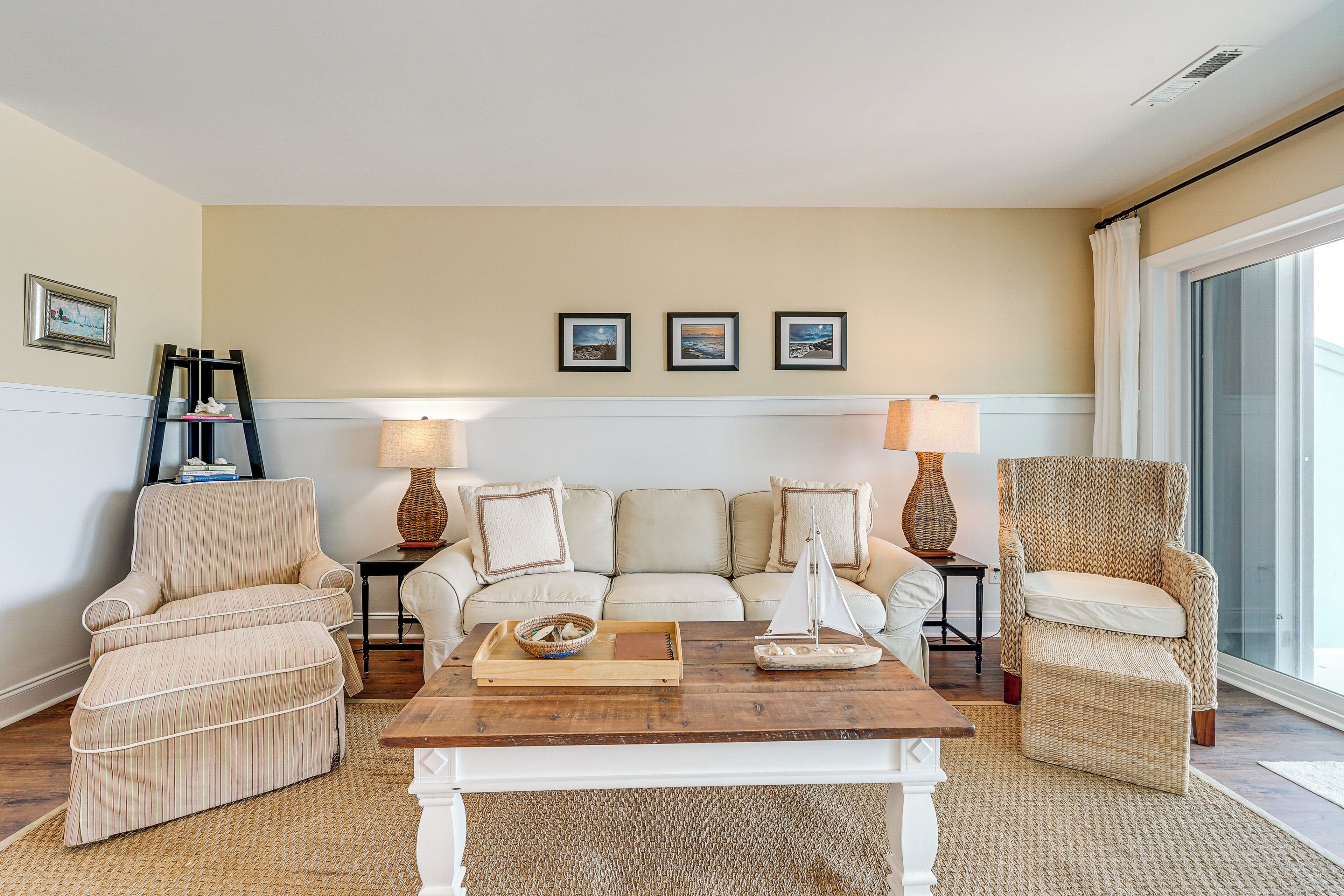 1 Mi To North Carolina Aquarium: Beachfront Escape - Kure Beach, NC