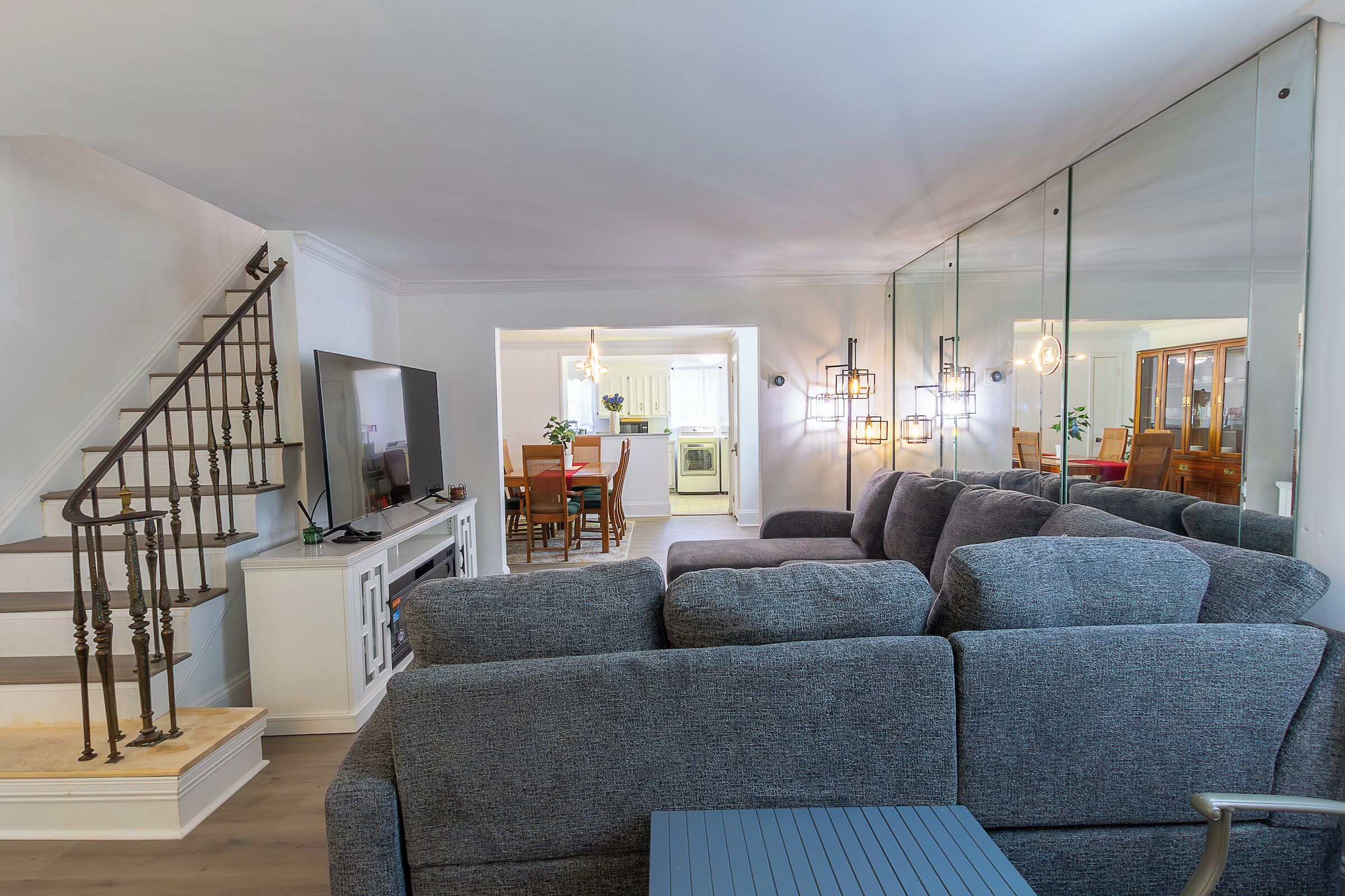 Family Home-sleeps 8-spacious 3br-free Parking-8 Min To Phl - Media, PA