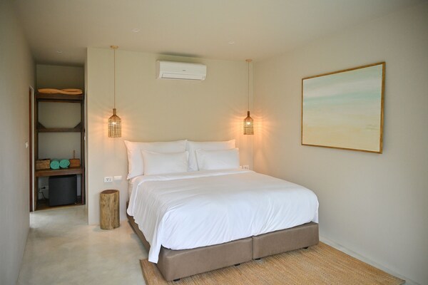 The Talay - Takua Thung District