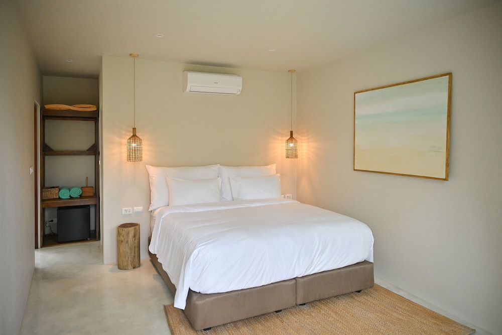 The Talay - Takua Thung District