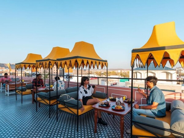 The Hosteller Jaipur, Mi Road - Jaipur