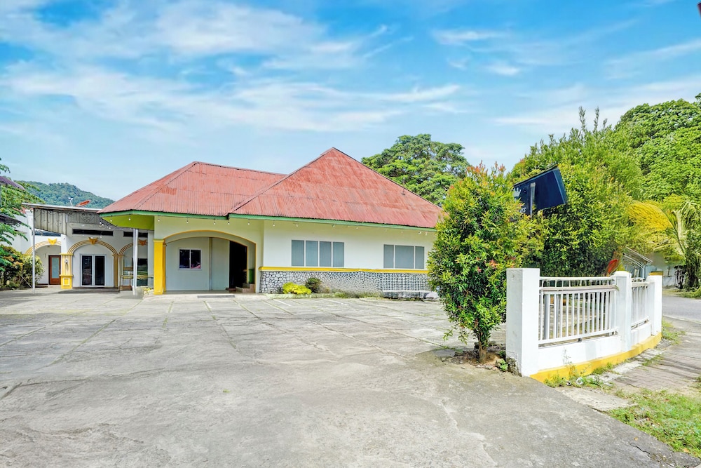 Hotel O Padang Near Pantai Padang - Padang