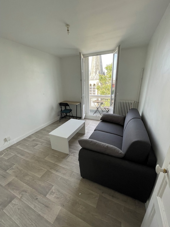 Centre Ville Au Calme ! 6e éTage Vue Dégagée ! - ibis Paris Vanves Parc des Expositions