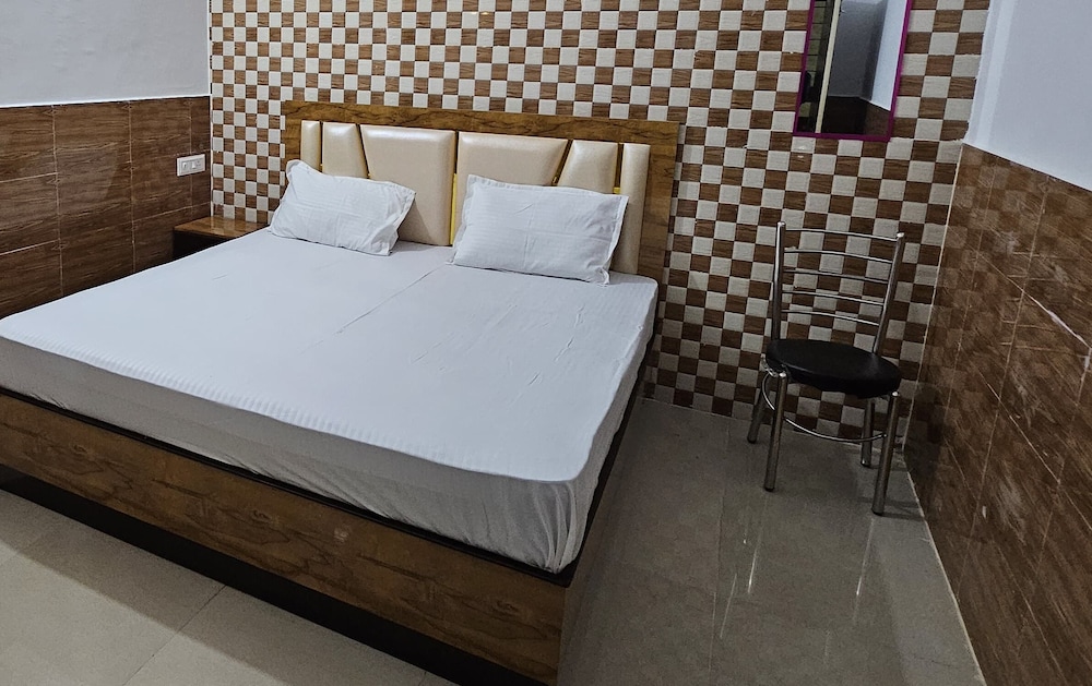 Hotel Saral Guest House Ram Mandir - Ayodhya
