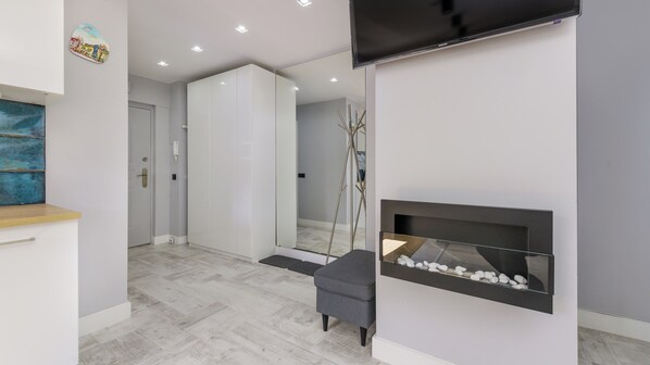 Apartament (3) | Sala de estar | TV de ecrã plano