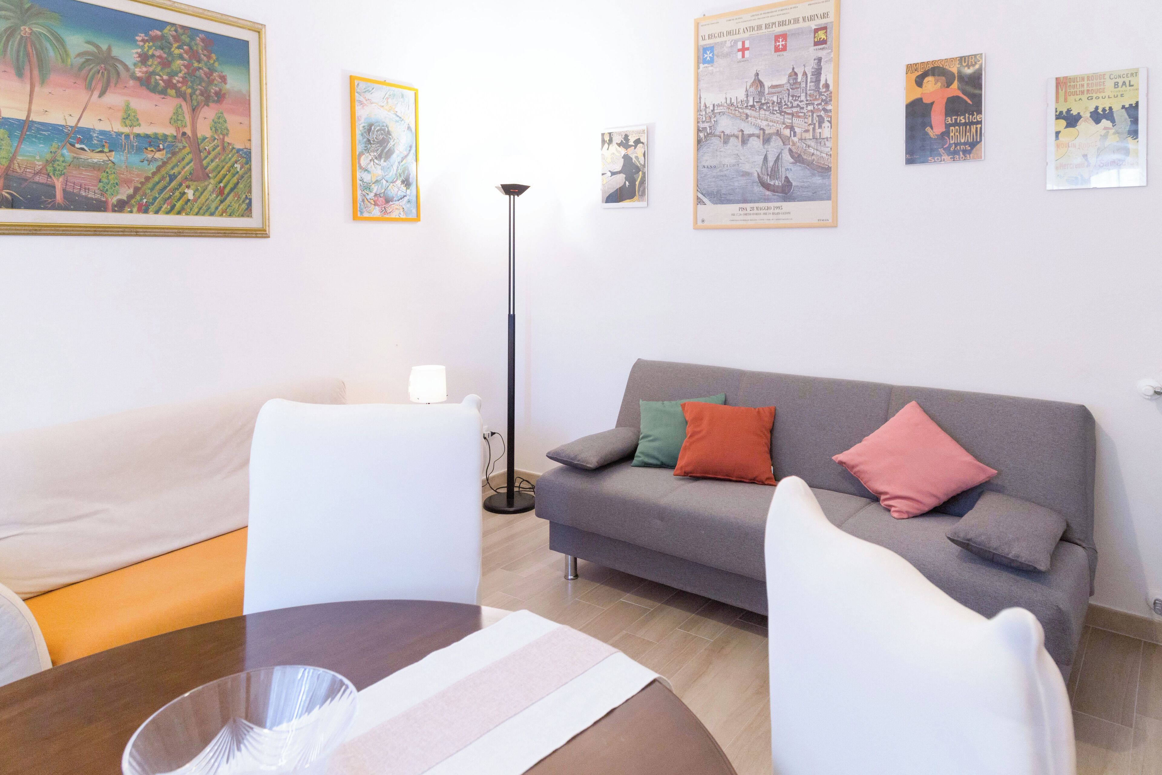Casa La Palma - Two Bedroom Apartment, Sleeps 5 - Lucca