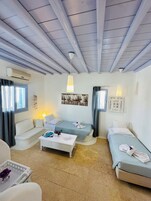 Apartamento Comfort, junto à piscina | Sala de estar