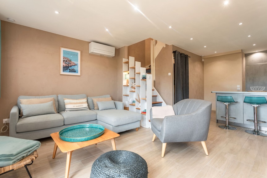 Maison De Vacances 'Cap Esterel Vue Mer' Avec Vue Sur Mer, Wi-fi Et Climatisation - Agay Plage