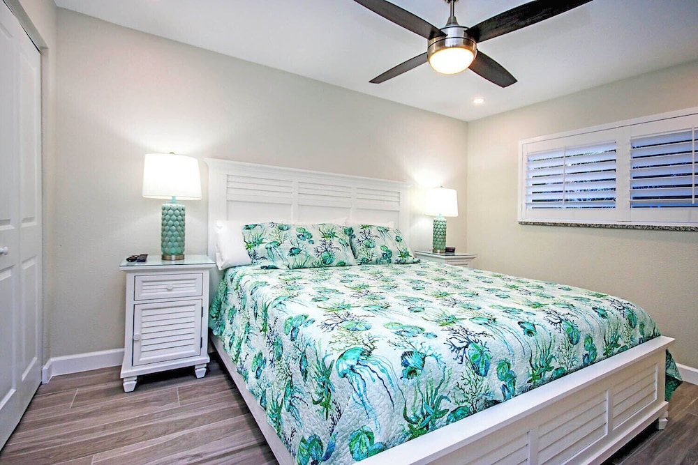 B3 Partial Gulf View - Sanibel | Vrbo