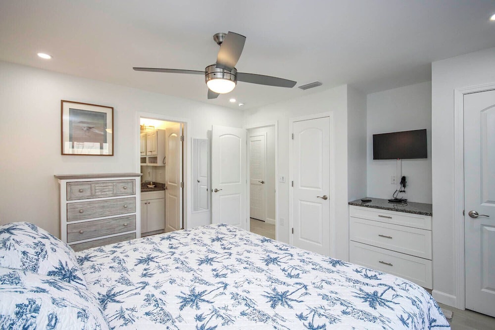 G3 Partial Gulf View - Sanibel | Vrbo