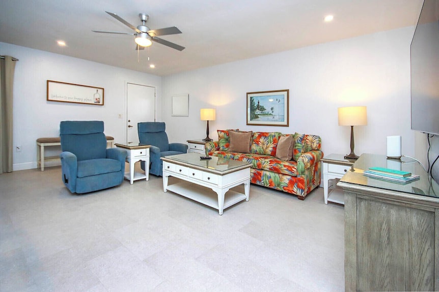 Unit M8 - Garden View - Pine Island, FL