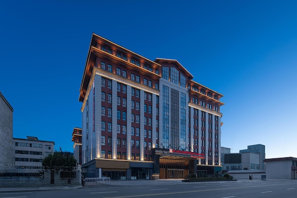 Hilton Garden Inn Shannan Gesang Road - Arunachal Pradesh