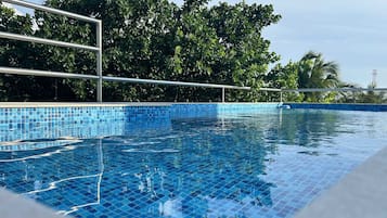 Piscina exterior