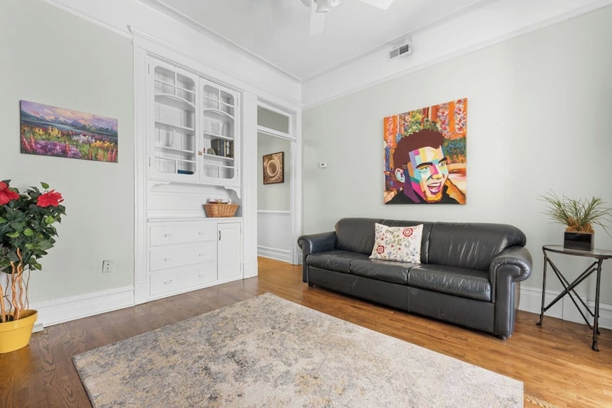 Secret Gallery On The Park - 2bd/1ba - New City - Chicago
