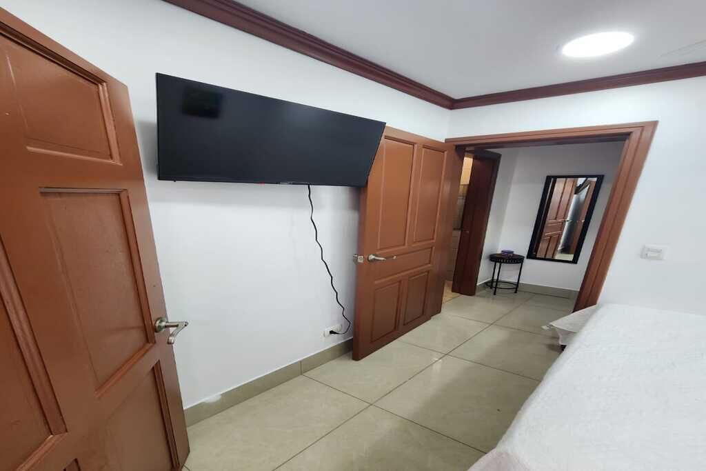 Delightful Apartment With Wifi In La Uruca, San José - San José