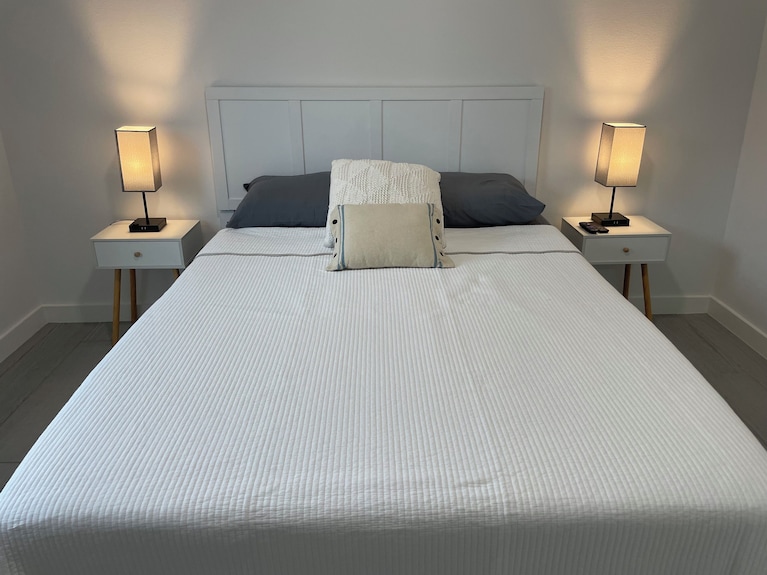 Cozy Apartment In Harlingen Sleeps 8 - Harlingen, TX