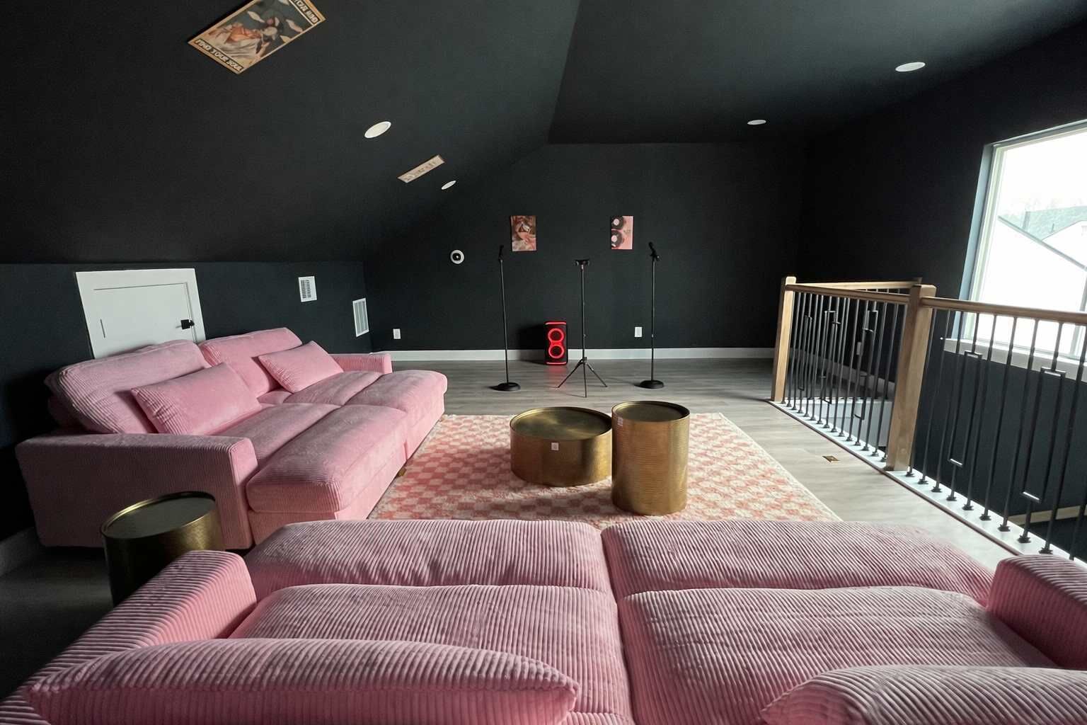 Karaoke · Karaoke+billard+pingpong+air Hokey+makeup Station - Dallas