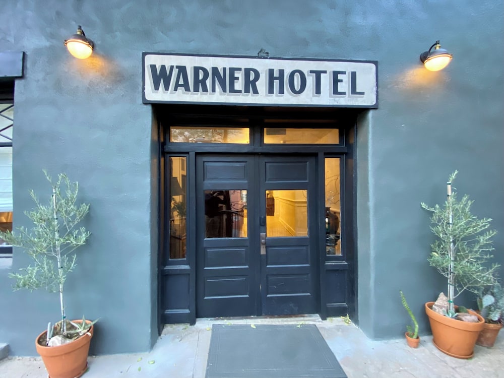 Warner Hotel - Bisbee, AZ