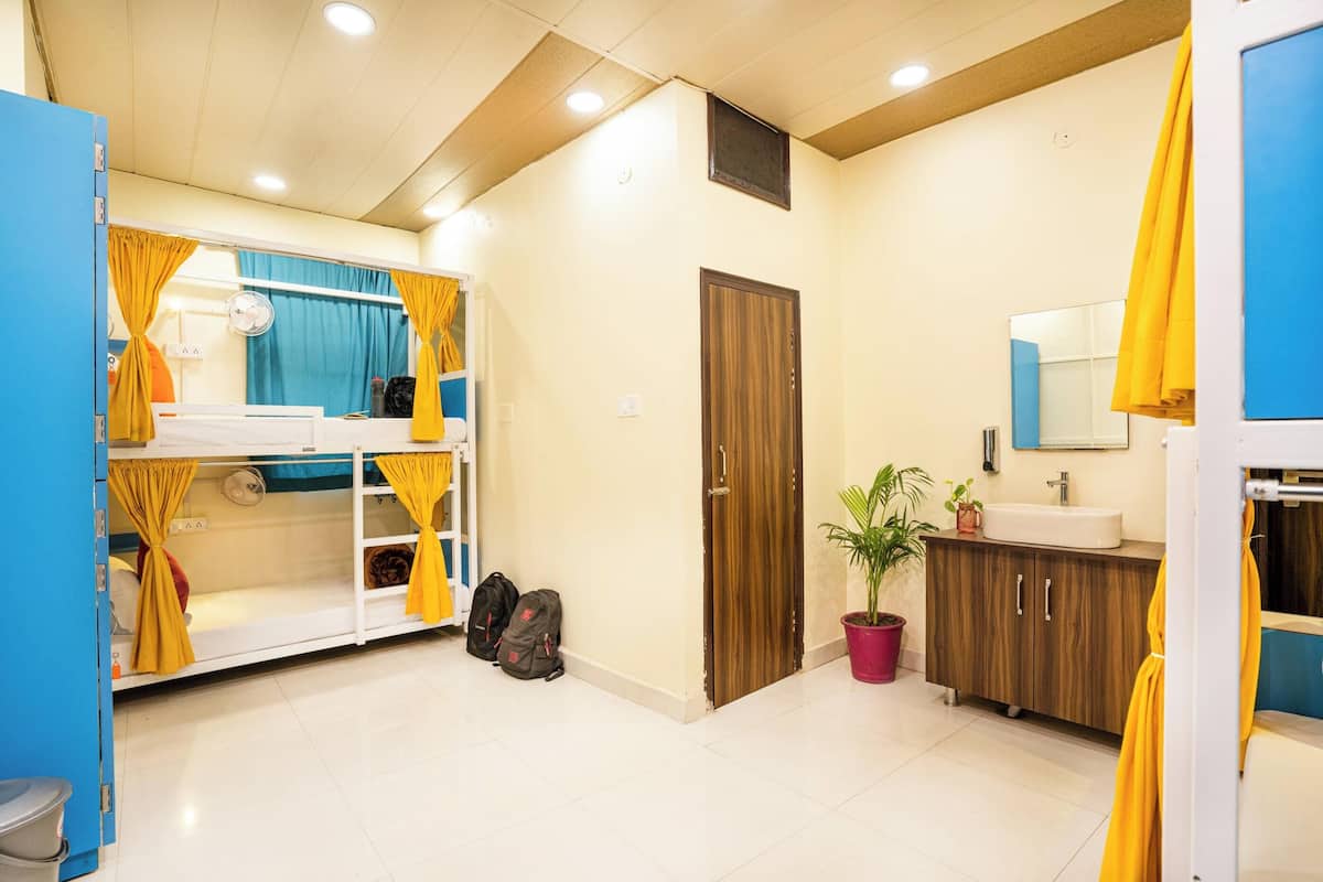 Dormitório Partilhado Básico, em dormitório misto, ar condicionado | Wi-fi grátis