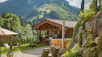 Chalé luxo, vista para a montanha | Vista para o jardim