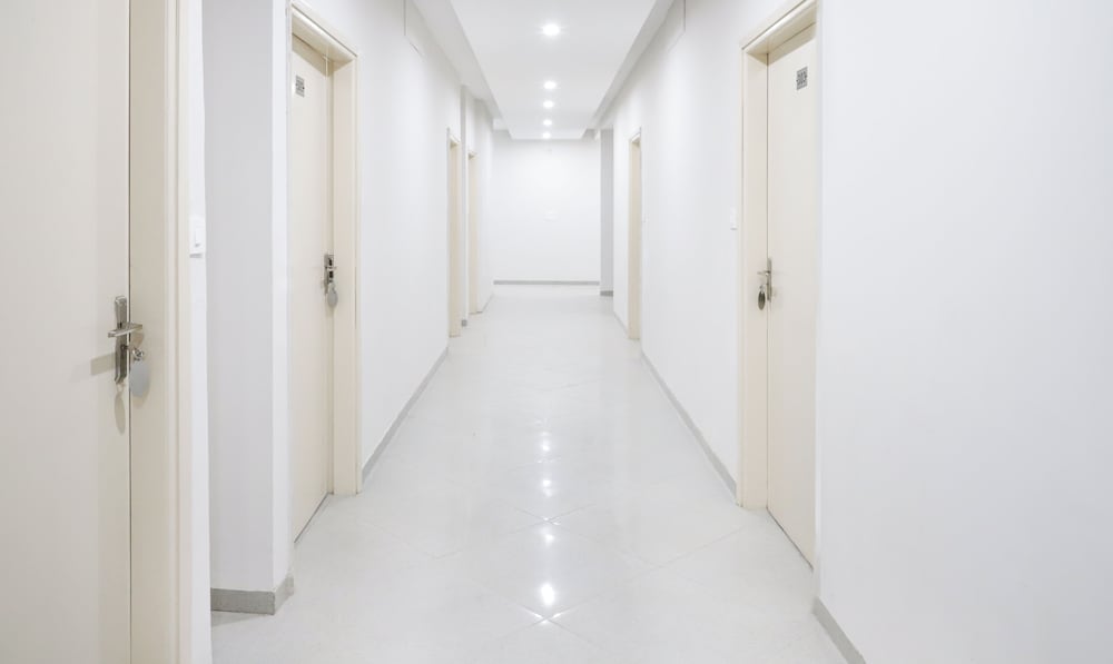 Hotel Kamron Airport Rd Sector 78 Mohali - Mohali