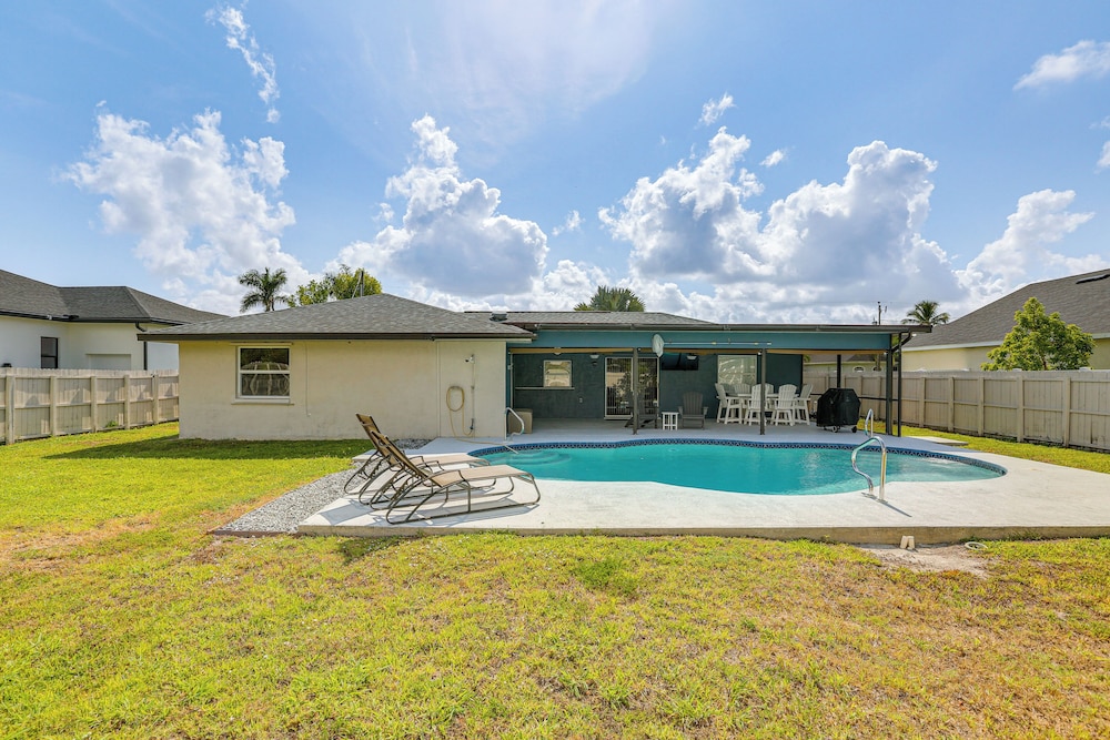 Private Pool & Spacious Yard: Cape Coral Getaway - Fort Myers, FL