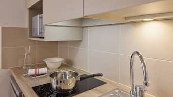 Estúdio Clássico | Cozinha privada | Minifrigorífico, um micro-ondas, uma placa de cozinha