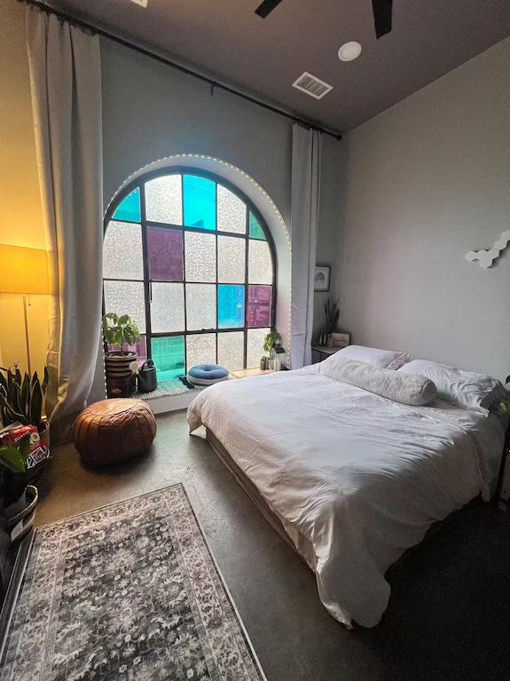 Lovely Bohemian Loft Downtwn, Amphitheater,seaside Park,metro North,2-10min Walk - Bridgeport, CT