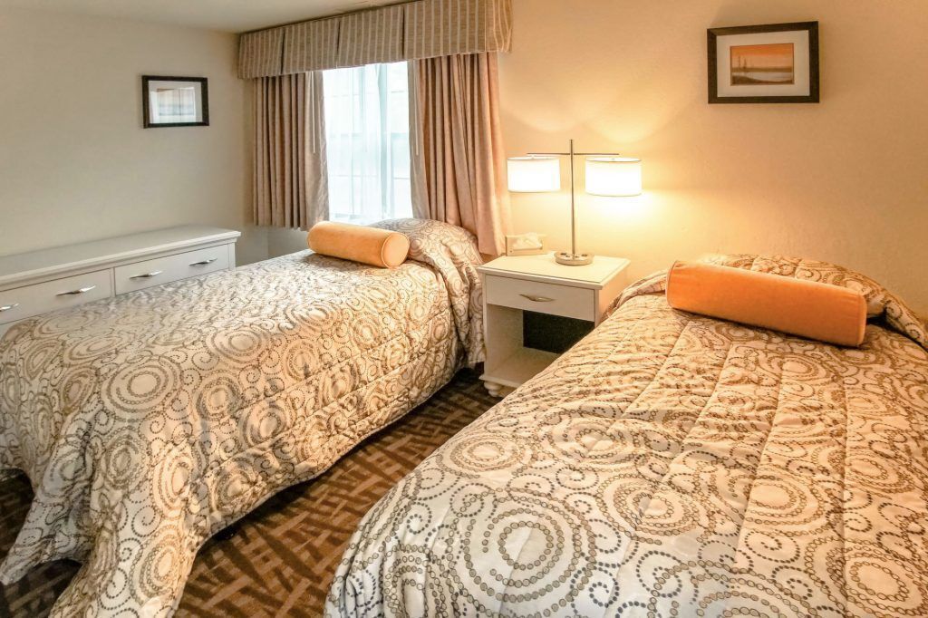 2br Condo In Cape Cod W/ Patio & Laundry - Falmouth, MA